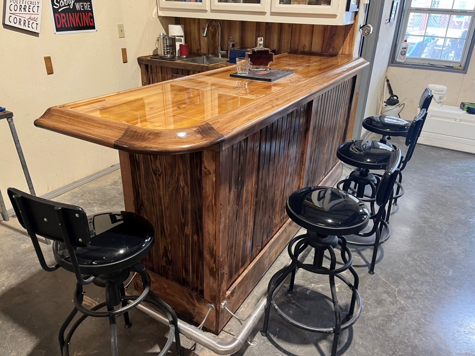 BR 550 Bar Rail - Hardwoods Incorporated