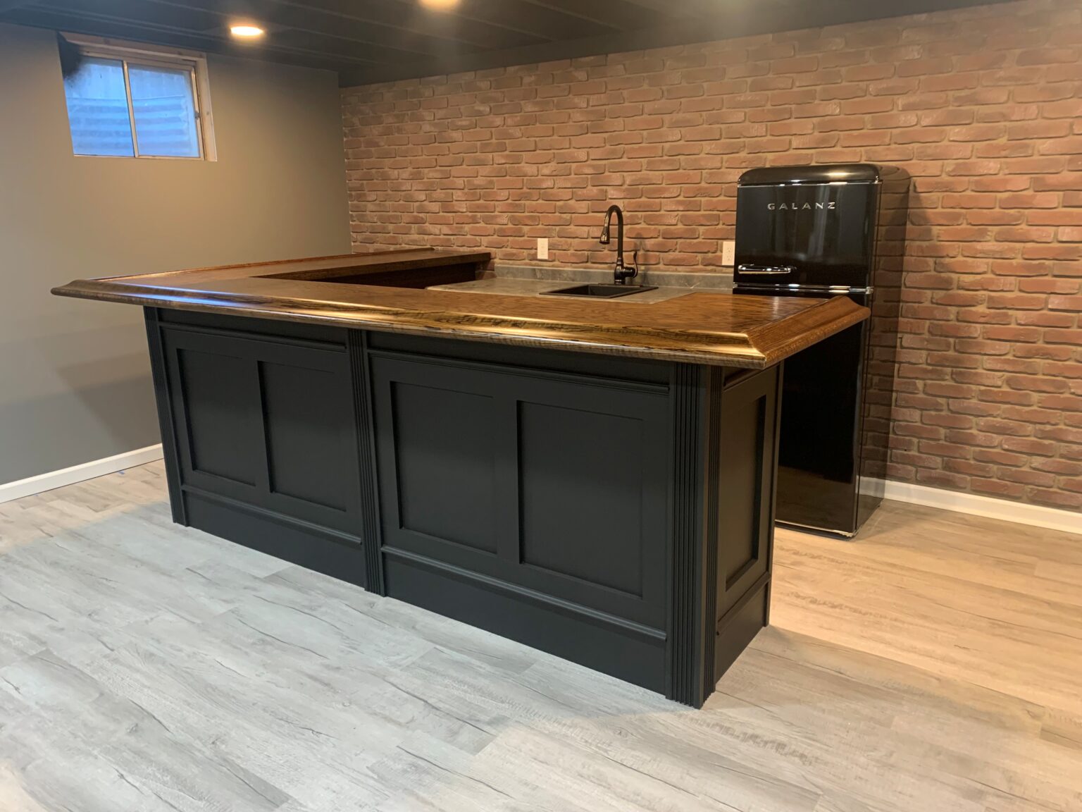 Bar Building 101: Major Parts of a Typical Bar - Hardwoods Incorporated