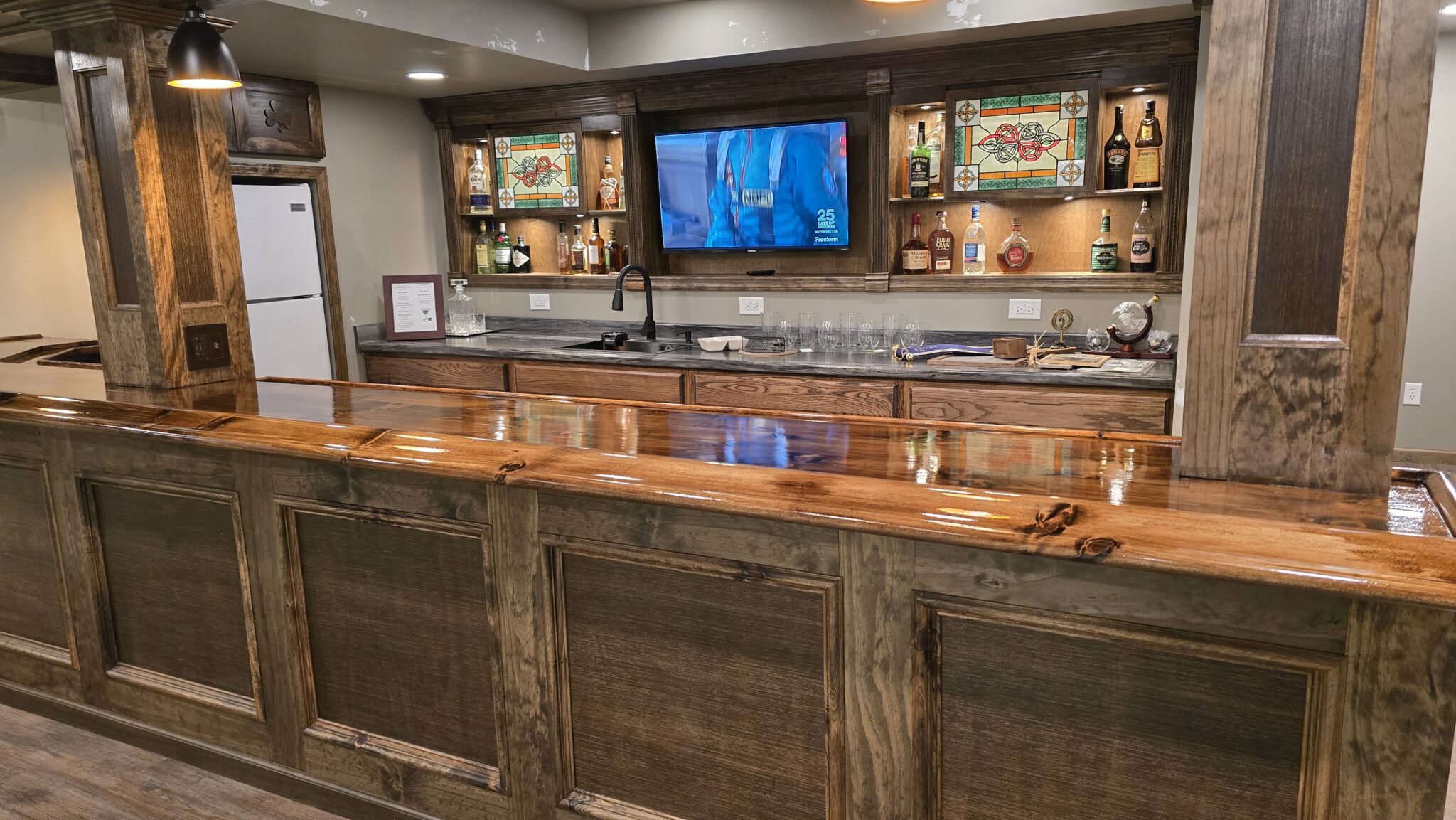 Bar Building 101: Major Parts of a Typical Bar - Hardwoods Incorporated